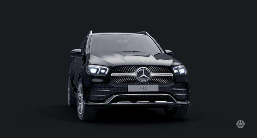 Black Mercedes-Benz GLE 350 2021 in Klaipeda, with an engine capacity of 1.95 L and mileage of 140 thousand km for 49999 €, photo 5 on AUTOMOTO.COM.LV