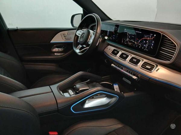 Melns Mercedes-Benz GLE 350 2021 Kauņa, ar dzinēja tilpumu 2.00 L un nobraukumu 122 tūkst. km par 49800 €, foto 5 vietnē AUTOMOTO.COM.LV