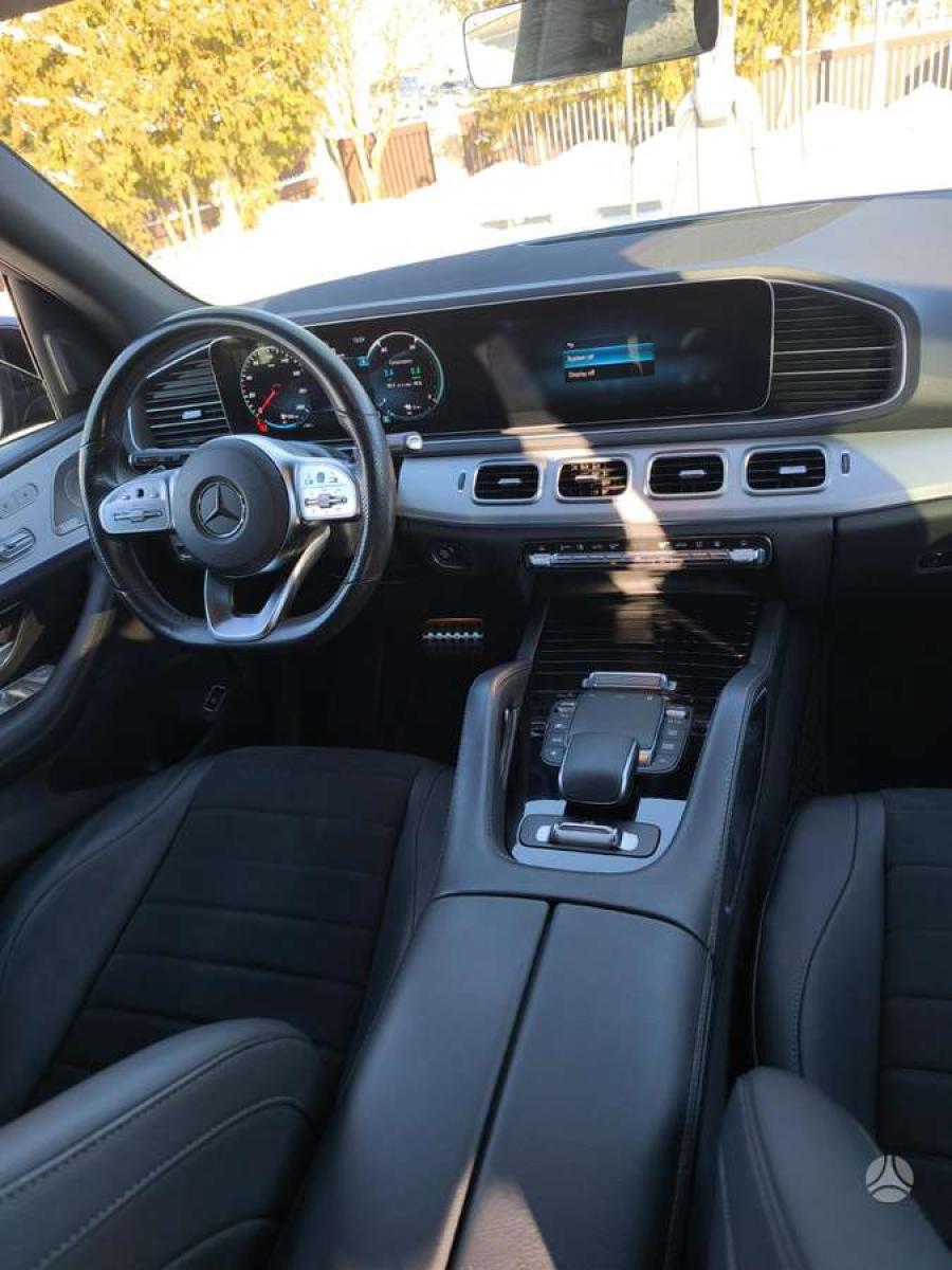 Melns Mercedes-Benz GLE 350 2021 Tauragė, ar dzinēja tilpumu 1.95 L un nobraukumu 120 tūkst. km par 48500 €, foto 21 vietnē AUTOMOTO.COM.LV