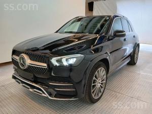 Melns Mercedes-Benz GLE 350 2021 Tukums, ar dzinēja tilpumu 2.00 L un nobraukumu 0 tūkst. km par 52990 €, foto  vietnē AUTOMOTO.COM.LV