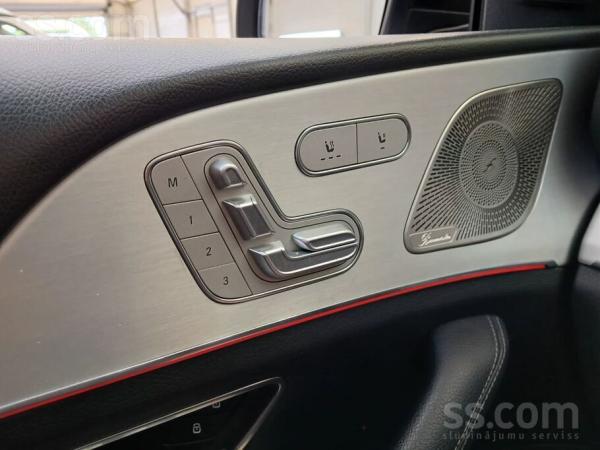 Black Mercedes-Benz GLE 350 2021 in Tukums, with an engine capacity of 2.00 L and mileage of 0 thousand km for 52990 €, photo 11 on AUTOMOTO.COM.LV