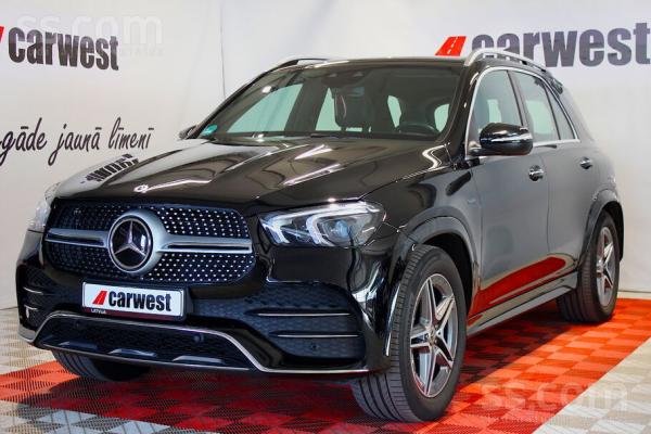 Черный Мерседес ГЛE 350 2021 в Рига, объемом двигателя 2.00 л и пробегом 144 тыс. км за 45900 €, фото 1 на AUTOMOTO.COM.LV