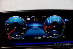 Melns Mercedes-Benz GLE 350 2021 Rīga, ar dzinēja tilpumu 2.00 L un nobraukumu 144 tūkst. km par 45900 €, foto 15 vietnē AUTOMOTO.COM.LV