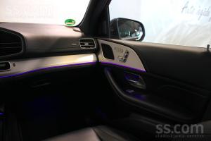 Melns Mercedes-Benz GLE 350 2021 Rīga, ar dzinēja tilpumu 2.00 L un nobraukumu 144 tūkst. km par 45900 €, foto 33 vietnē AUTOMOTO.COM.LV
