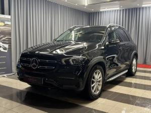 Черный Мерседес ГЛE 350 2021 в Рига, объемом двигателя 2.00 л и пробегом 188 тыс. км за 34990 €, фото 1 на AUTOMOTO.COM.LV