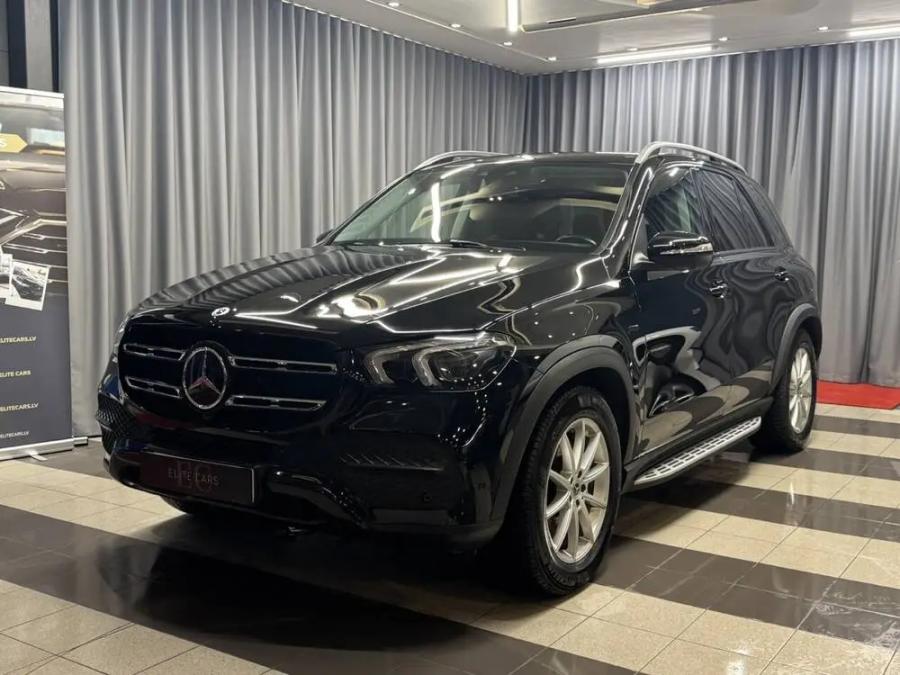 Melns Mercedes-Benz GLE 350 2021 Rīga, ar dzinēja tilpumu 2.00 L un nobraukumu 188 tūkst. km par 34990 €, foto 1 vietnē AUTOMOTO.COM.LV