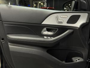 Melns Mercedes-Benz GLE 350 2021 Rīga, ar dzinēja tilpumu 2.00 L un nobraukumu 188 tūkst. km par 34990 €, foto 14 vietnē AUTOMOTO.COM.LV