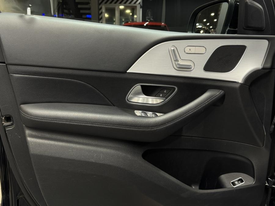 Melns Mercedes-Benz GLE 350 2021 Rīga, ar dzinēja tilpumu 2.00 L un nobraukumu 188 tūkst. km par 34990 €, foto 14 vietnē AUTOMOTO.COM.LV