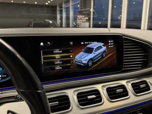 Melns Mercedes-Benz GLE 350 2021 Rīga, ar dzinēja tilpumu 2.00 L un nobraukumu 188 tūkst. km par 34990 €, foto 24 vietnē AUTOMOTO.COM.LV