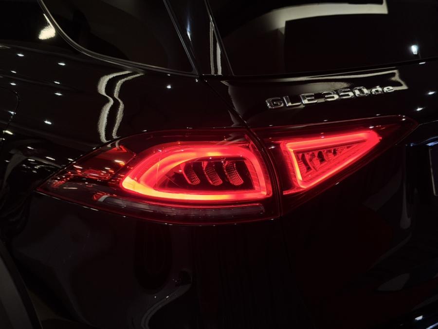 Melns Mercedes-Benz GLE 350 2021 Rīga, ar dzinēja tilpumu 2.00 L un nobraukumu 188 tūkst. km par 34990 €, foto 37 vietnē AUTOMOTO.COM.LV