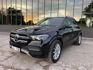 Melns Mercedes-Benz GLE 350 2021 Rīga, ar dzinēja tilpumu 2.00 L un nobraukumu 149 tūkst. km par 38900 €, foto 1 vietnē AUTOMOTO.COM.LV