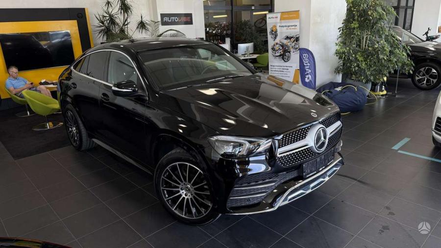 Black Mercedes-Benz GLE 350 2022 in Vilnius, with an engine capacity of 2.00 L and mileage of 163 thousand km for 49989 €, photo 9 on AUTOMOTO.COM.LV