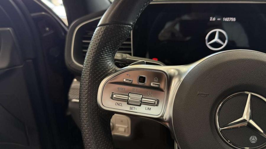 Black Mercedes-Benz GLE 350 2022 in Vilnius, with an engine capacity of 2.00 L and mileage of 163 thousand km for 49989 €, photo 15 on AUTOMOTO.COM.LV