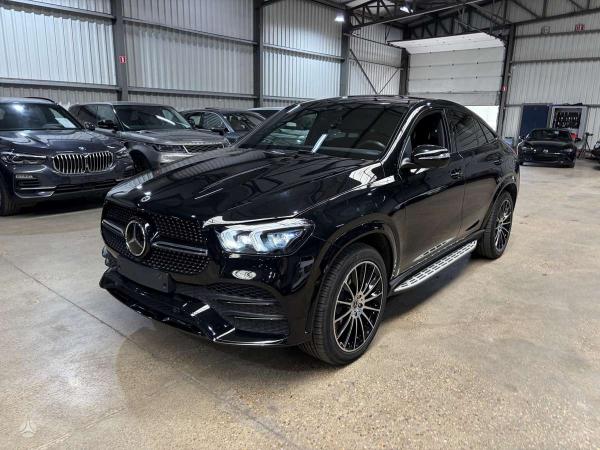 Melns Mercedes-Benz GLE 350 2022 Viļņa, ar dzinēja tilpumu 2.00 L un nobraukumu 169 tūkst. km par 53444 €, foto 1 vietnē AUTOMOTO.COM.LV