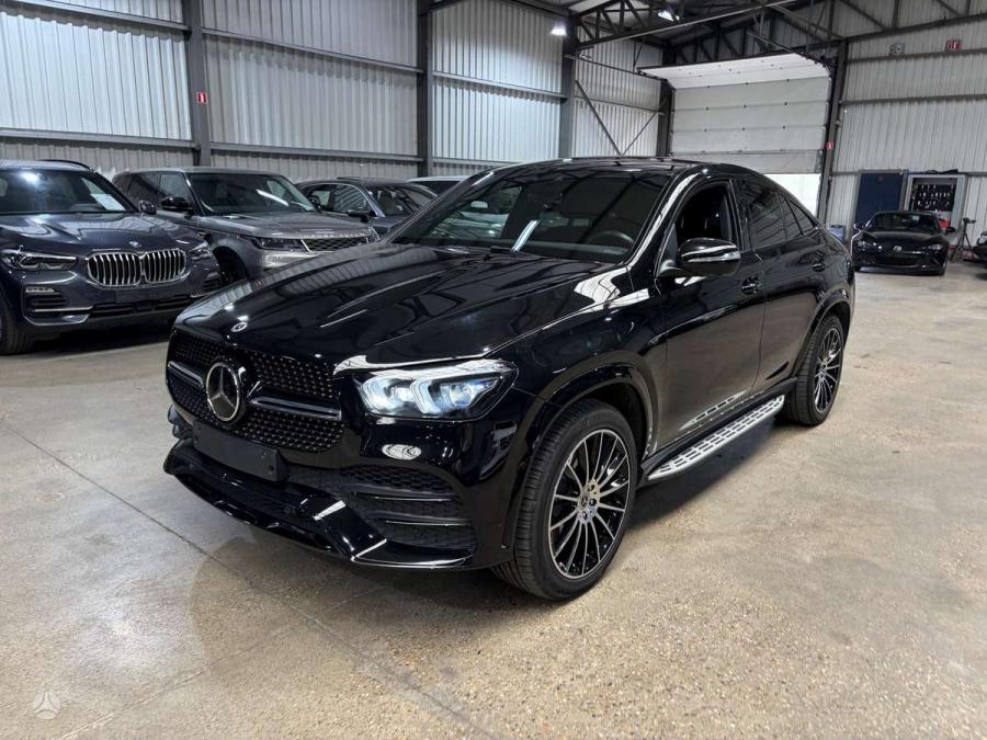 Melns Mercedes-Benz GLE 350 2022 Viļņa, ar dzinēja tilpumu 2.00 L un nobraukumu 169 tūkst. km par 53444 €, foto 1 vietnē AUTOMOTO.COM.LV