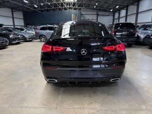 Melns Mercedes-Benz GLE 350 2022 Viļņa, ar dzinēja tilpumu 2.00 L un nobraukumu 169 tūkst. km par 53444 €, foto 18 vietnē AUTOMOTO.COM.LV
