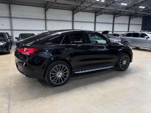 Melns Mercedes-Benz GLE 350 2022 Viļņa, ar dzinēja tilpumu 2.00 L un nobraukumu 169 tūkst. km par 53444 €, foto 19 vietnē AUTOMOTO.COM.LV