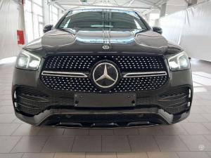 Melns Mercedes-Benz GLE 350 2022 Viļņa, ar dzinēja tilpumu 2.00 L un nobraukumu 163 tūkst. km par 52222 €, foto 6 vietnē AUTOMOTO.COM.LV
