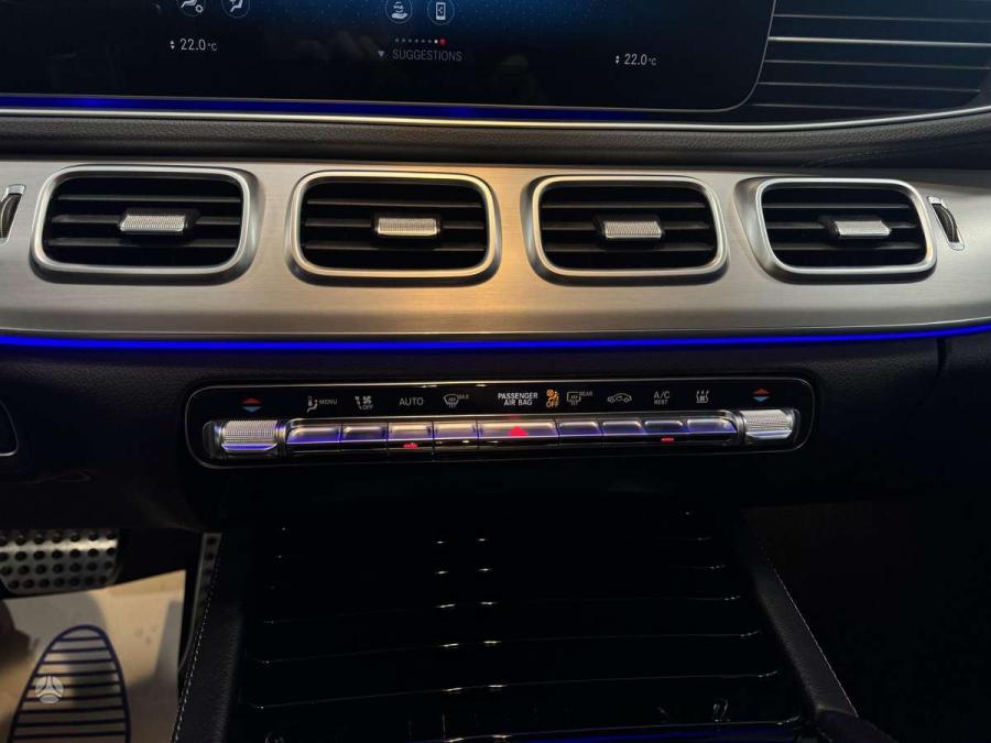 Melns Mercedes-Benz GLE 350 2022 Viļņa, ar dzinēja tilpumu 2.00 L un nobraukumu 163 tūkst. km par 49989 €, foto 13 vietnē AUTOMOTO.COM.LV