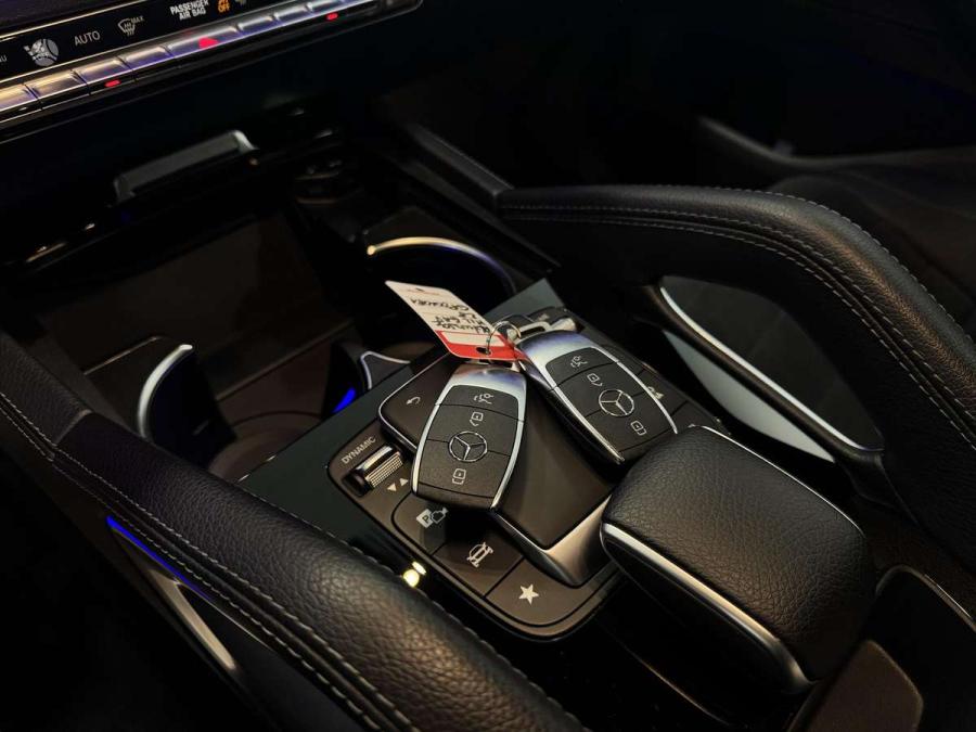 Melns Mercedes-Benz GLE 350 2022 Viļņa, ar dzinēja tilpumu 2.00 L un nobraukumu 163 tūkst. km par 49989 €, foto 16 vietnē AUTOMOTO.COM.LV