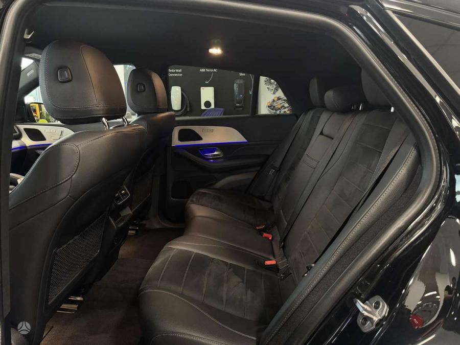 Melns Mercedes-Benz GLE 350 2022 Viļņa, ar dzinēja tilpumu 2.00 L un nobraukumu 163 tūkst. km par 49989 €, foto 27 vietnē AUTOMOTO.COM.LV