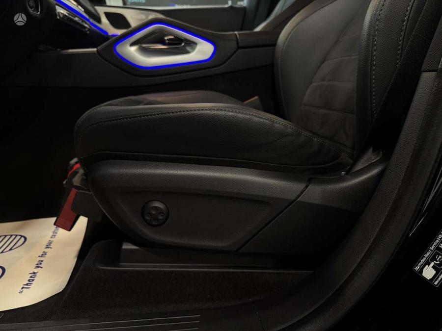 Melns Mercedes-Benz GLE 350 2022 Viļņa, ar dzinēja tilpumu 2.00 L un nobraukumu 163 tūkst. km par 49989 €, foto 28 vietnē AUTOMOTO.COM.LV