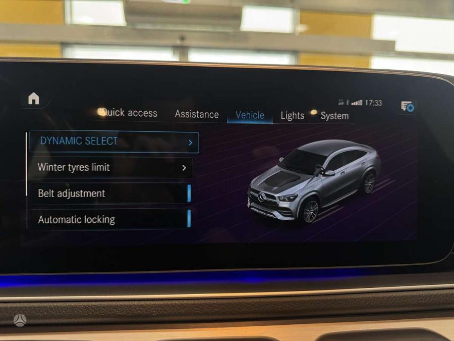 Melns Mercedes-Benz GLE 350 2022 Viļņa, ar dzinēja tilpumu 2.00 L un nobraukumu 163 tūkst. km par 49989 €, foto 30 vietnē AUTOMOTO.COM.LV