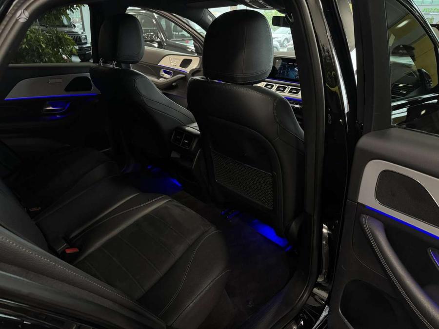 Melns Mercedes-Benz GLE 350 2022 Viļņa, ar dzinēja tilpumu 2.00 L un nobraukumu 163 tūkst. km par 49989 €, foto 39 vietnē AUTOMOTO.COM.LV