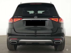 Melns Mercedes-Benz GLE 350 2022 Viļņa, ar dzinēja tilpumu 1.99 L un nobraukumu 104 tūkst. km par 47500 €, foto 9 vietnē AUTOMOTO.COM.LV