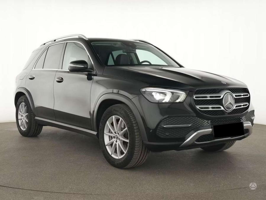 Melns Mercedes-Benz GLE 350 2022 Viļņa, ar dzinēja tilpumu 1.99 L un nobraukumu 104 tūkst. km par 47500 €, foto 14 vietnē AUTOMOTO.COM.LV