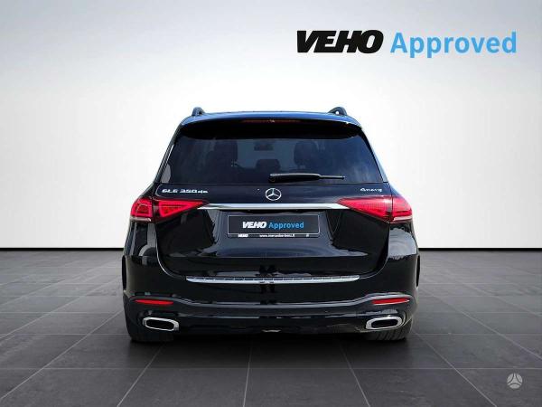 Черный Мерседес ГЛE 350 2022 в Клайпеда, объемом двигателя 1.95 л и пробегом 146 тыс. км за 49900 €, фото 5 на AUTOMOTO.COM.LV
