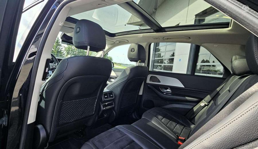 Melns Mercedes-Benz GLE 350 2022 Klaipėda, ar dzinēja tilpumu 1.95 L un nobraukumu 146 tūkst. km par 49900 €, foto 21 vietnē AUTOMOTO.COM.LV