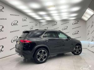 Black Mercedes-Benz GLE 350 2022 in Vilnius, with an engine capacity of 1.95 L and mileage of 152 thousand km for 42840 €, photo 8 on AUTOMOTO.COM.LV