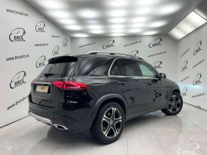 Black Mercedes-Benz GLE 350 2022 in Vilnius, with an engine capacity of 1.95 L and mileage of 152 thousand km for 42840 €, photo 9 on AUTOMOTO.COM.LV