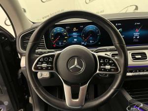 Black Mercedes-Benz GLE 350 2022 in Vilnius, with an engine capacity of 1.95 L and mileage of 152 thousand km for 42840 €, photo 22 on AUTOMOTO.COM.LV