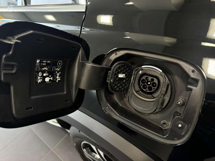 Черный Мерседес ГЛE 350 2022 в Вильнюс, объемом двигателя 2.00 л и пробегом 172 тыс. км за 41444 €, фото 35 на AUTOMOTO.COM.LV