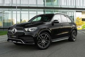 Melns Mercedes-Benz GLE 350 2022 Viļņa, ar dzinēja tilpumu 1.95 L un nobraukumu 155 tūkst. km par 49950 €, foto  vietnē AUTOMOTO.COM.LV