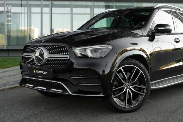 Мерседес ГЛE 350 2022 в Вильнюс на AUTOMOTO.COM.LV Черный Мерседес ГЛE 350 2022 в Вильнюс, объемом двигателя 1.95 л и пробегом 155 тыс. км за 49950 €, фото 3 на AUTOMOTO.COM.LV