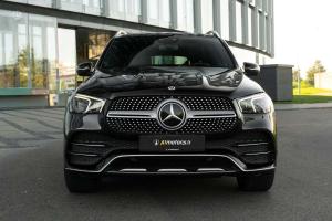 Melns Mercedes-Benz GLE 350 2022 Viļņa, ar dzinēja tilpumu 1.95 L un nobraukumu 155 tūkst. km par 49950 €, foto 6 vietnē AUTOMOTO.COM.LV