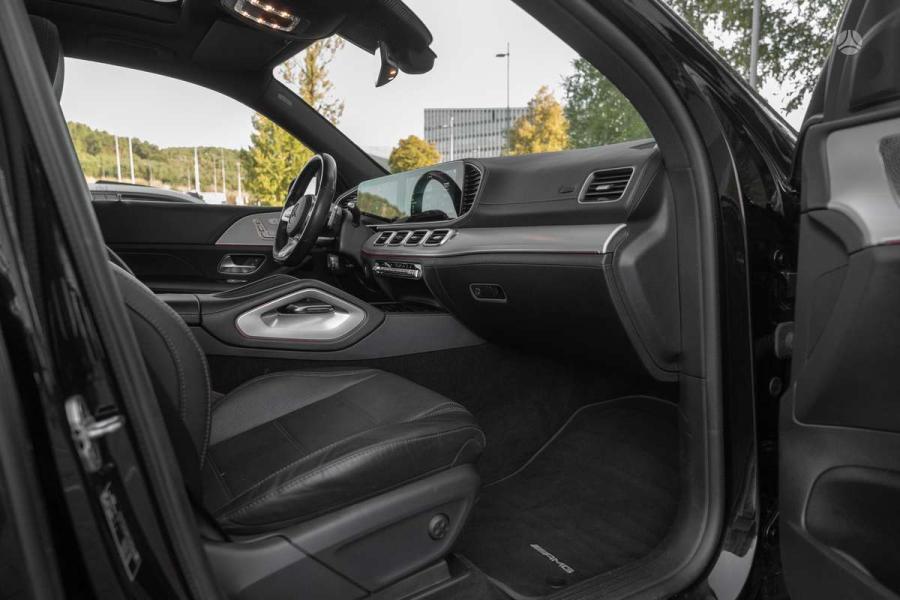 Melns Mercedes-Benz GLE 350 2022 Viļņa, ar dzinēja tilpumu 1.95 L un nobraukumu 155 tūkst. km par 49950 €, foto 17 vietnē AUTOMOTO.COM.LV
