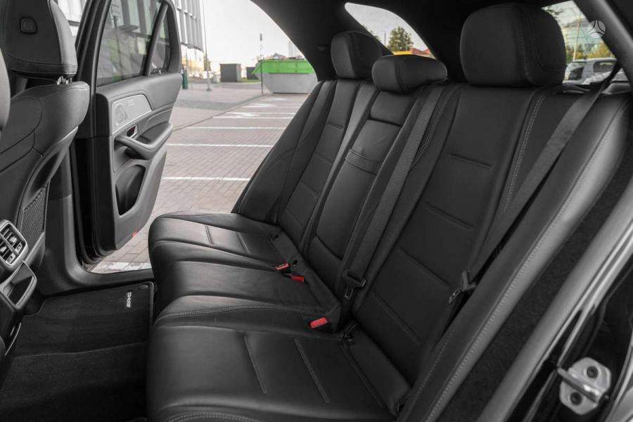 Melns Mercedes-Benz GLE 350 2022 Viļņa, ar dzinēja tilpumu 1.95 L un nobraukumu 155 tūkst. km par 49950 €, foto 19 vietnē AUTOMOTO.COM.LV