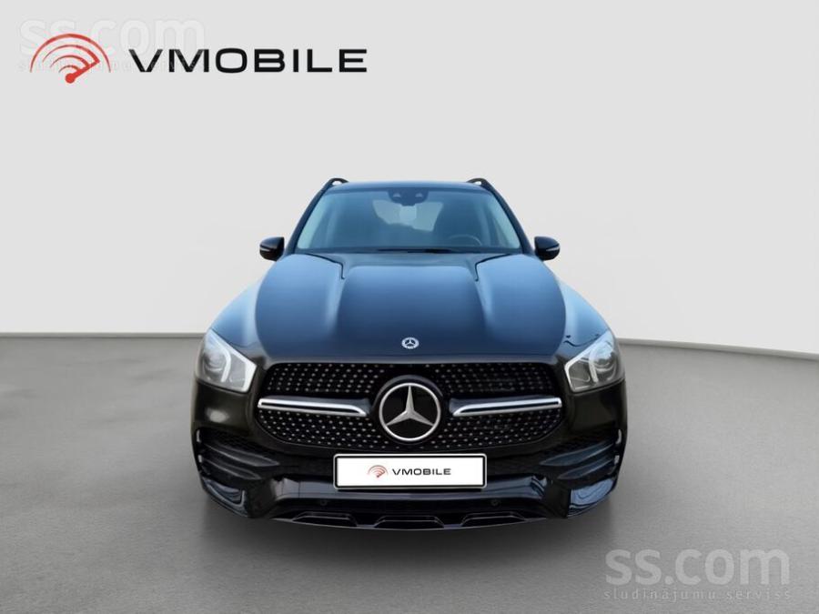 Black Mercedes-Benz GLE 350 2023 in Riga, with an engine capacity of 2.00 L and mileage of 24 thousand km for 67950 €, photo 4 on AUTOMOTO.COM.LV