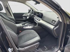 Black Mercedes-Benz GLE 350 2023 in Riga, with an engine capacity of 2.00 L and mileage of 24 thousand km for 67950 €, photo 7 on AUTOMOTO.COM.LV