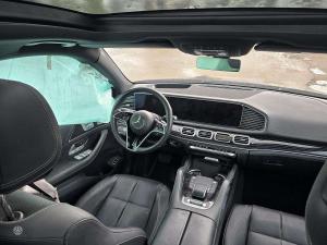Melns Mercedes-Benz GLE 350 2023 Alīta, ar dzinēja tilpumu 2.00 L un nobraukumu 102 tūkst. km par 47650 €, foto 18 vietnē AUTOMOTO.COM.LV
