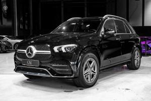 Черный Мерседес ГЛE 350 2023 в Рига, объемом двигателя 1.99 л и пробегом 30 тыс. км за 63525 €, фото  на AUTOMOTO.COM.LV