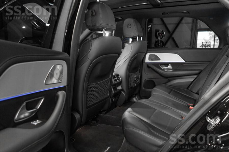 Melns Mercedes-Benz GLE 350 2023 Rīga, ar dzinēja tilpumu 2.00 L un nobraukumu 30 tūkst. km par 62250 €, foto 14 vietnē AUTOMOTO.COM.LV