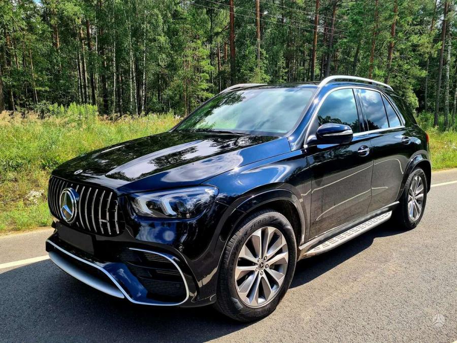 Черный Мерседес ГЛE 350 2020 в Казлу-Руда, объемом двигателя 1.99 л и пробегом 175 тыс. км за 39000 €, фото 1 на AUTOMOTO.COM.LV