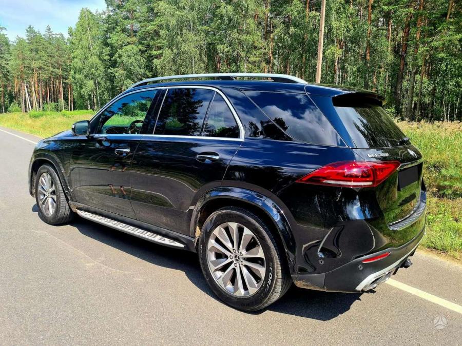 Черный Мерседес ГЛE 350 2020 в Казлу-Руда, объемом двигателя 1.99 л и пробегом 175 тыс. км за 39000 €, фото 19 на AUTOMOTO.COM.LV