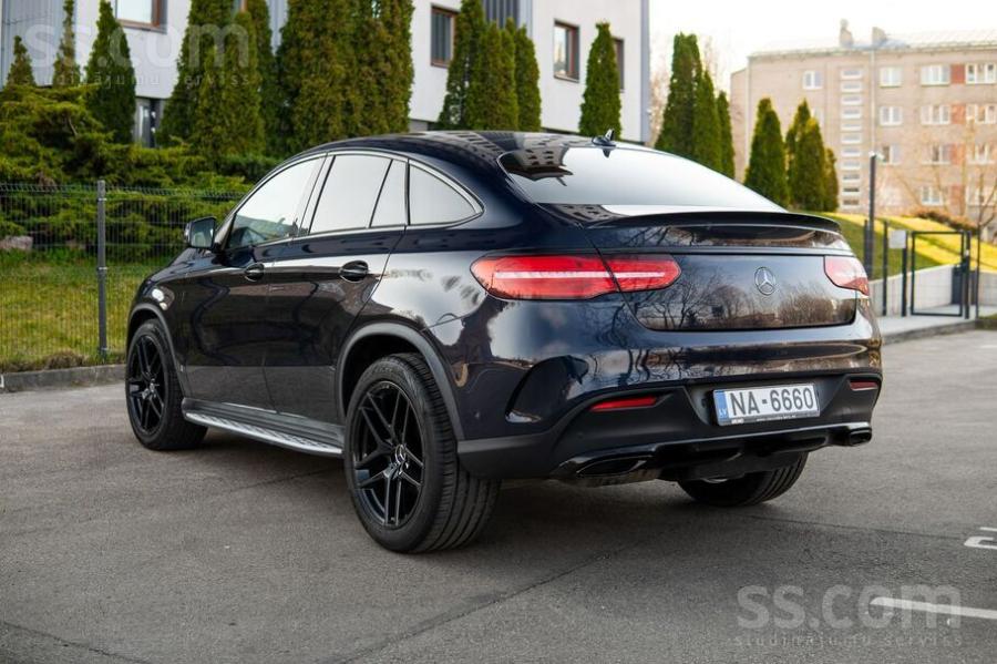 Blue Mercedes-Benz GLE 350 2016 in Riga, with an engine capacity of 3.00 L and mileage of 160 thousand km for 29300 €, photo 7 on AUTOMOTO.COM.LV