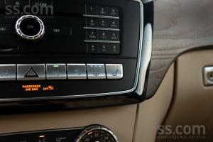 Blue Mercedes-Benz GLE 350 2016 in Riga, with an engine capacity of 3.00 L and mileage of 160 thousand km for 29300 €, photo 13 on AUTOMOTO.COM.LV